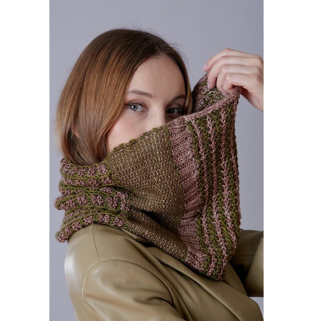 Cheyrek Cowl Kit | Harvest DK & Monokrom DK Yarn | Revolution Fibers
